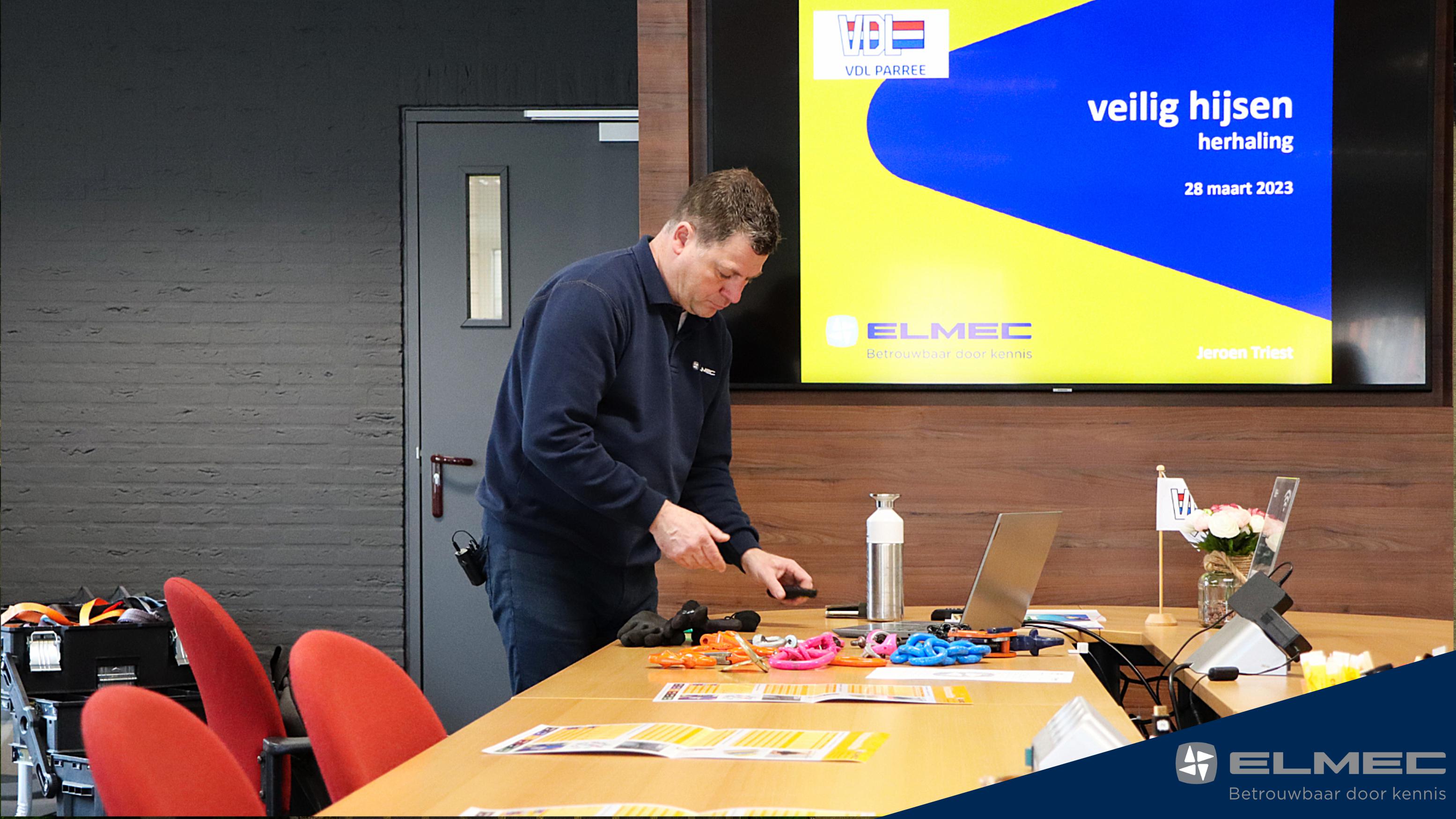 Elmec course safe lifting at VDL Parree